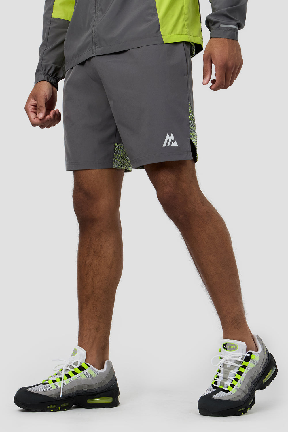 Montirex Trail Panel Short: Stylish Gymwear Essential